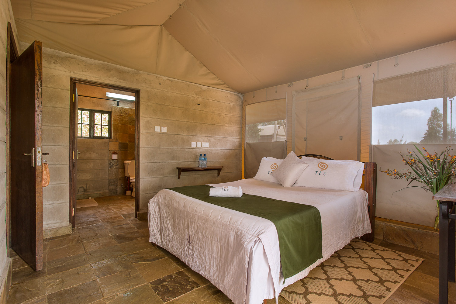 Tented Rooms - Tetura Luxury Camp